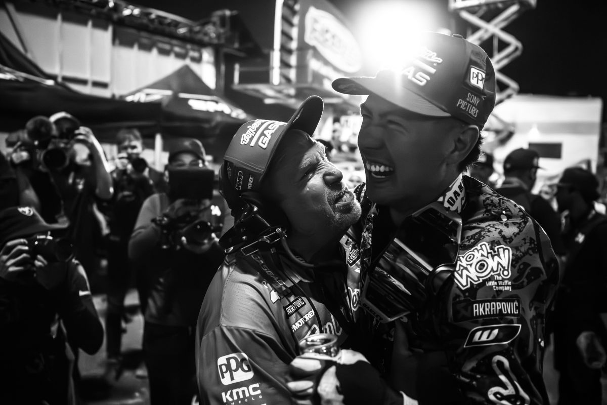 Pierce Brown Earns Maiden Win at 250SMX Finale Las Vegas - Motocross