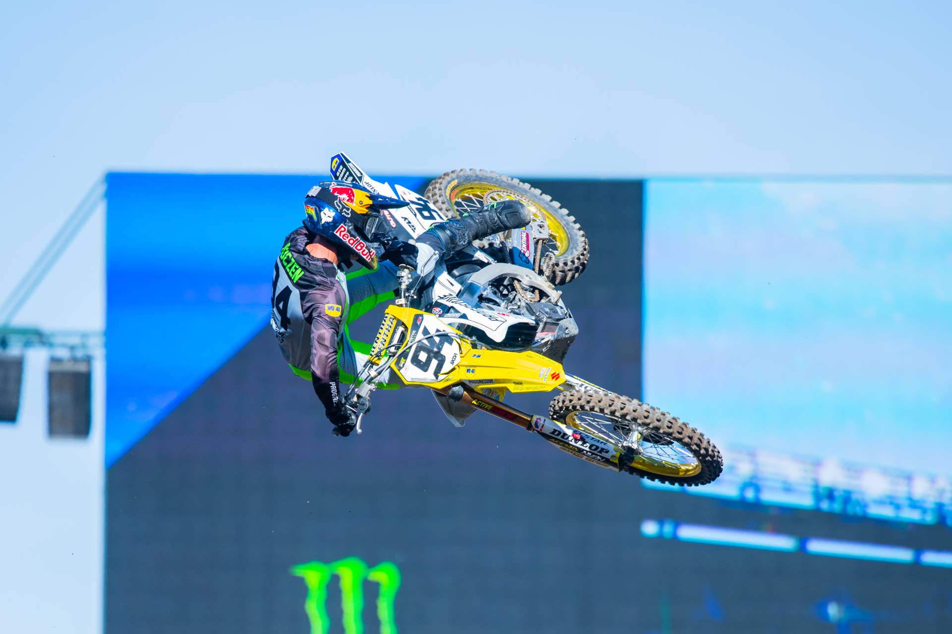 Ken Roczen Returns at Unadilla on RM-Z450, Ironman on RM-Z250 - Motocross