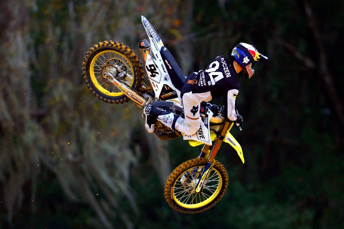 Ken Roczen Returns at Unadilla on RM-Z450, Ironman on RM-Z250 - Motocross